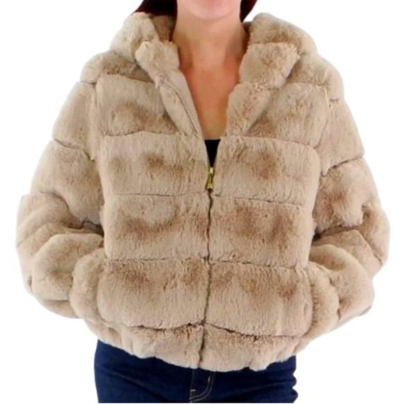BCBGMaxAzria | Jackets & Coats | New Bcbgmaxazria Soft Faux Fur Hooded Jacket | Poshmark